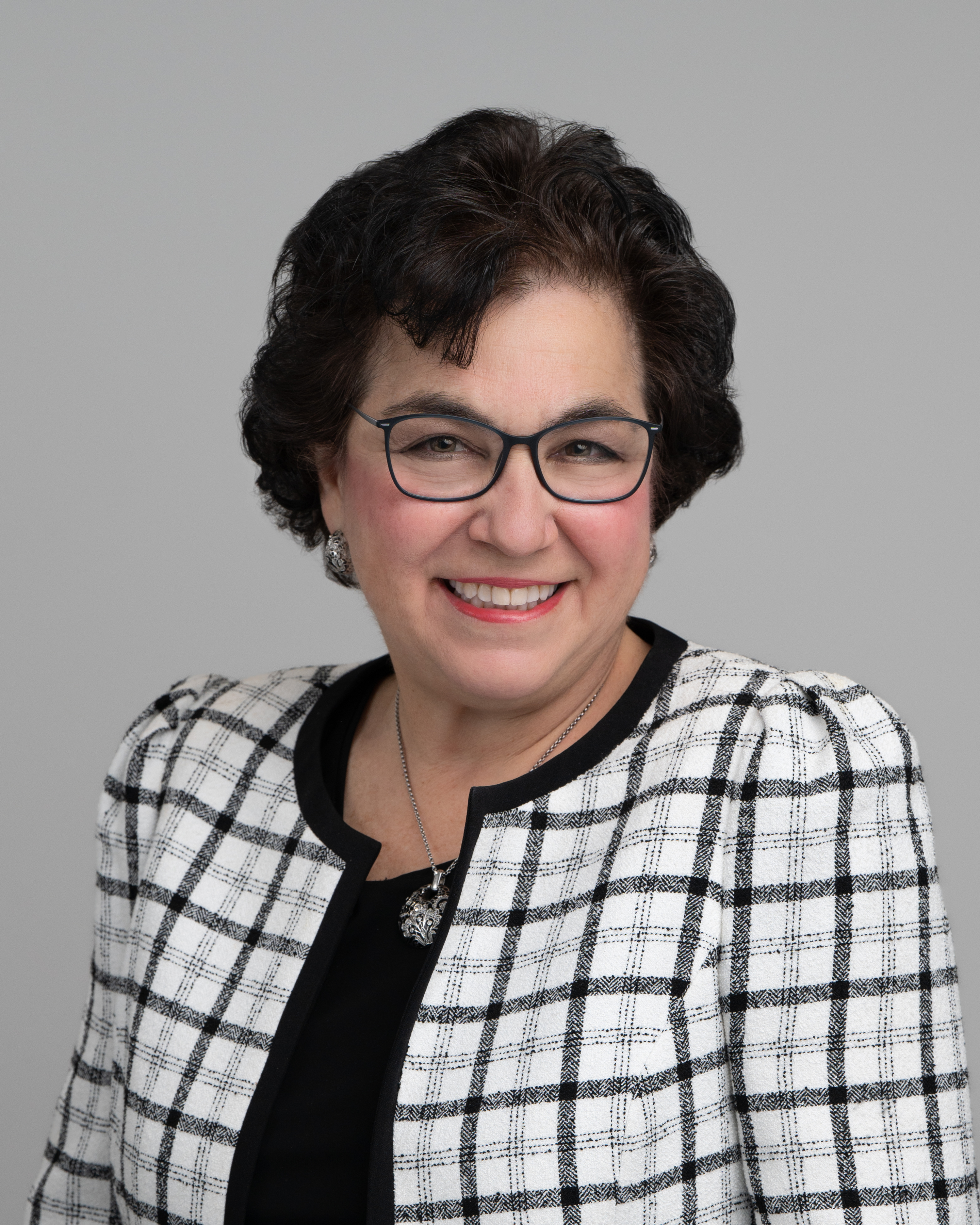 Lynne Belleville's Instagram, Twitter & Facebook on IDCrawl